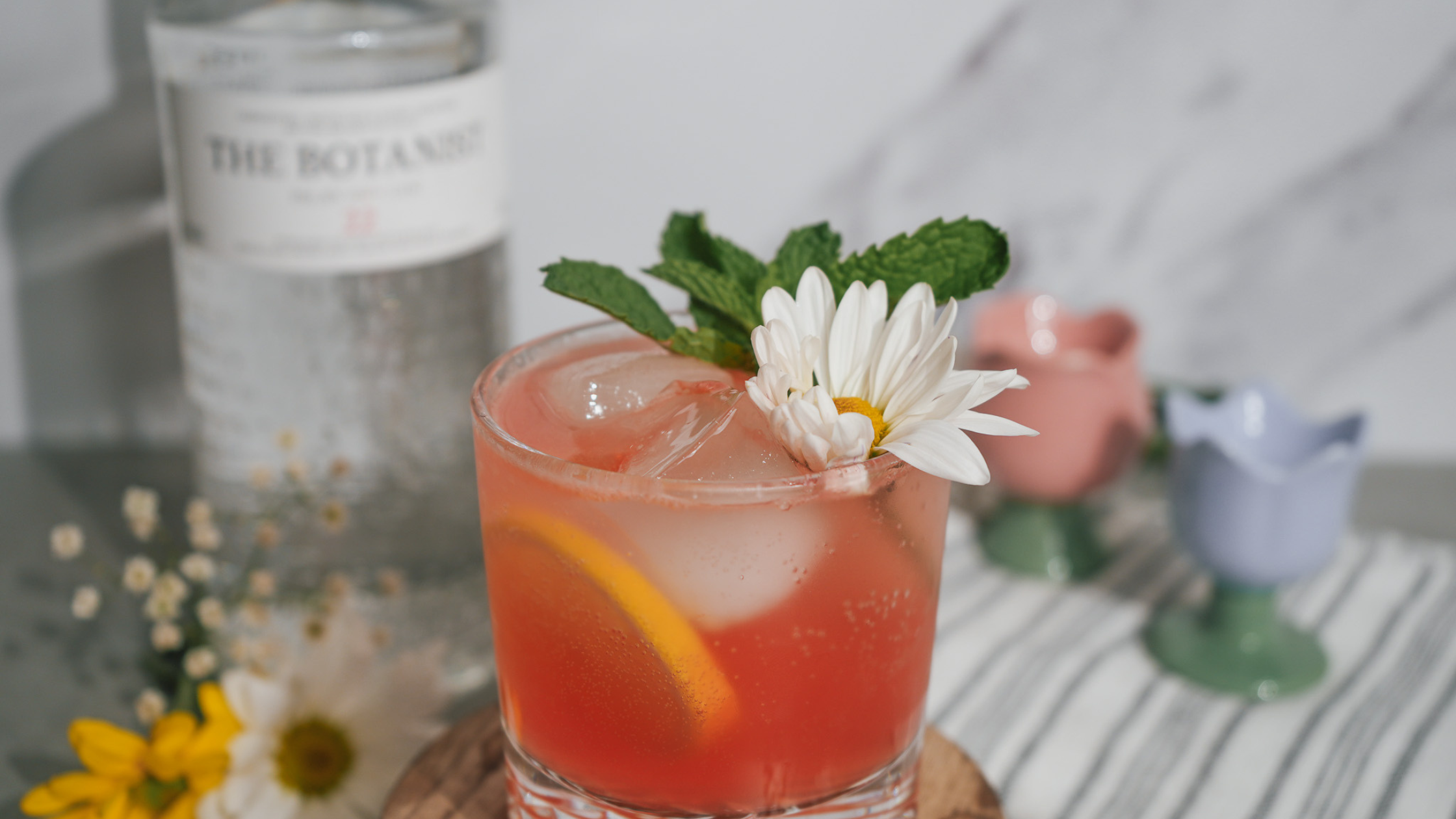 Gin Daisy Cocktail Recipe – The Good Pour